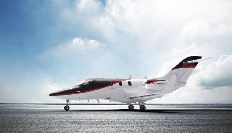 The world of light and small private jets: fast, efficient, and ...