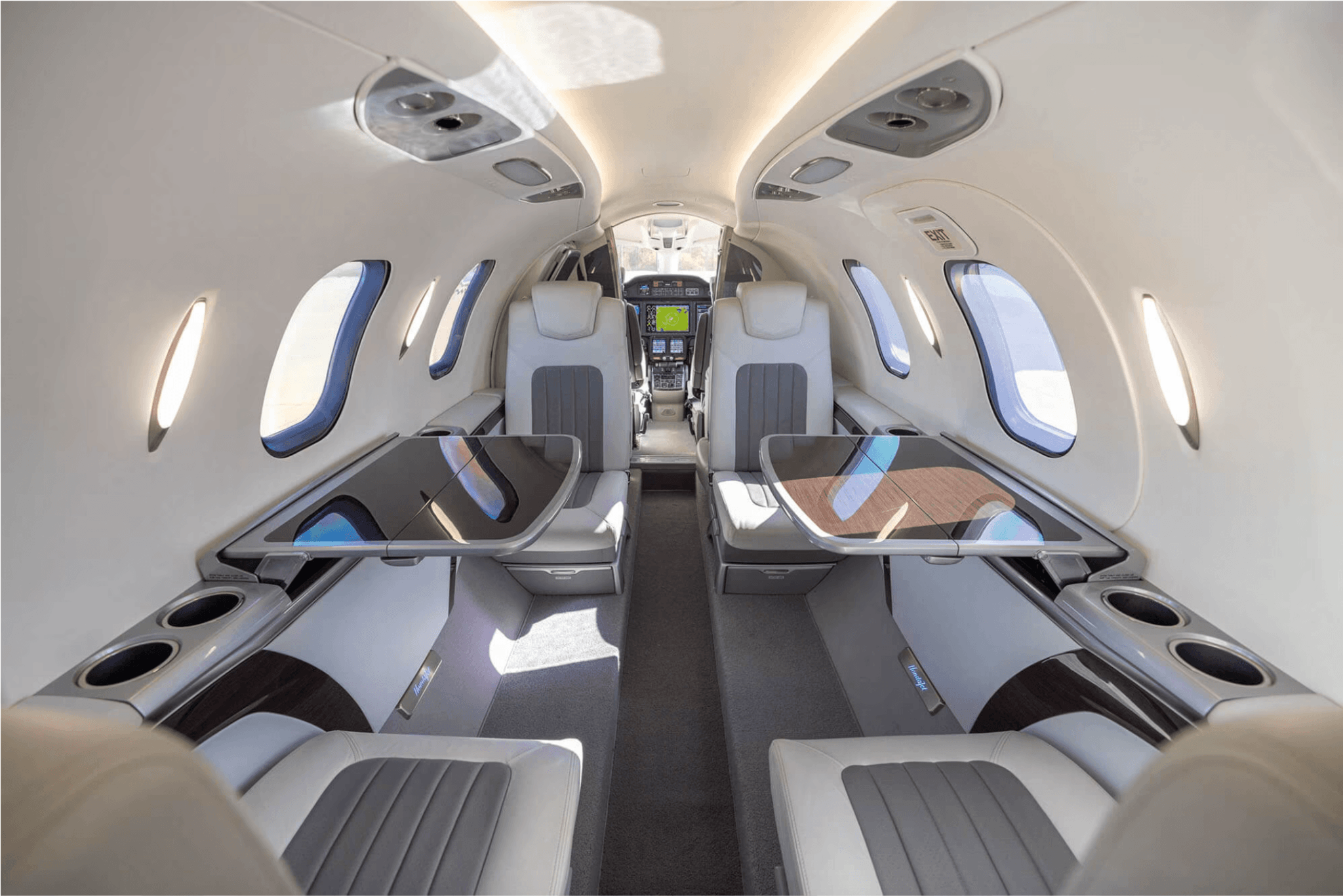 The world of light and small private jets: fast, efficient, and ...