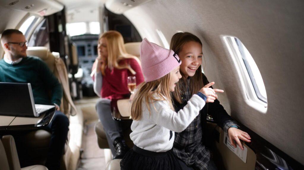 The world of light and small private jets: fast, efficient, and ...