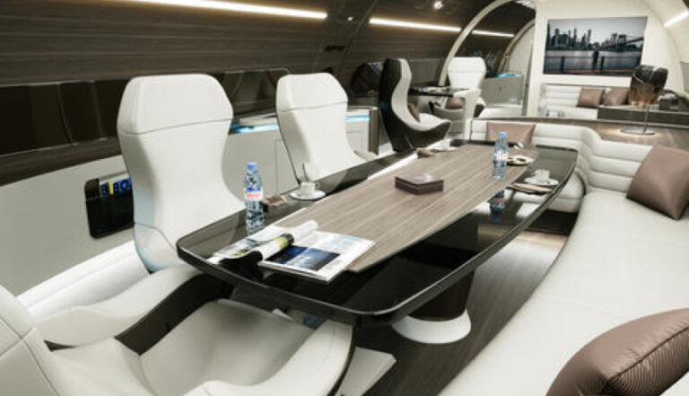 Best Luxury Private Jets 2024 - Comparison : Jet Setters' Guide Volato