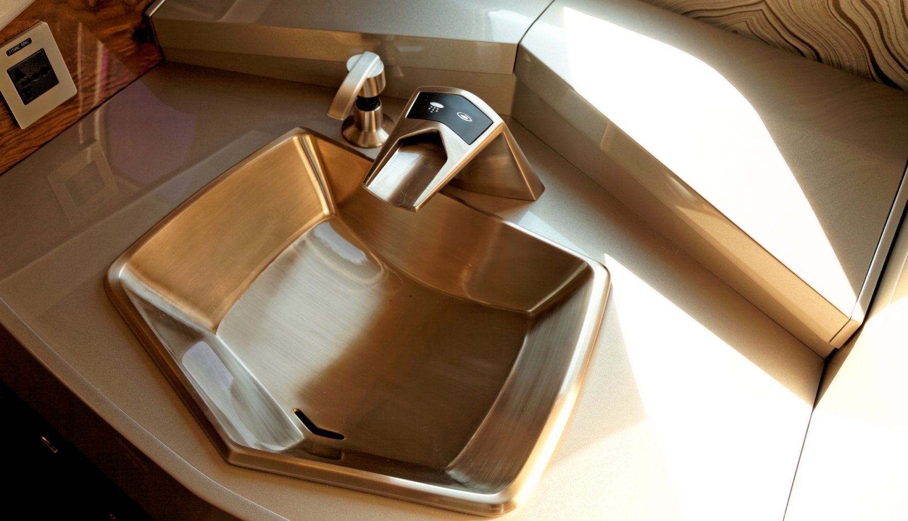 What to expect with a private jet bathroom? Features, amenities, and ...