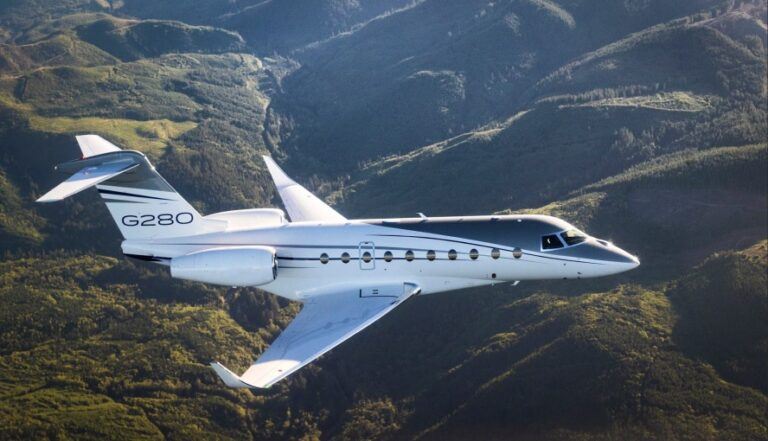 Understanding private jet speed: How fast do private jets fly? - Volato